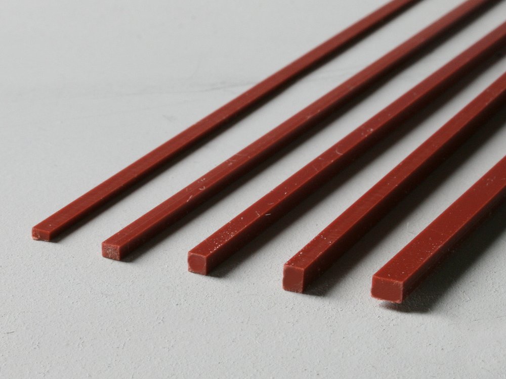 Luetke Modellbahn - Stripes of polystyrene 2,0x1,5 red